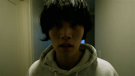 공포 실화 해외 출장 간 삼촌 아파트에 다른 존재가 살고 있다 Youtube