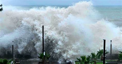 როგორ შეიძლება აქციო სტიქია შთამბეჭდავ კადრად სოციალურ ქსელში გასაოცარმა ვიდეომ საზოგადოება