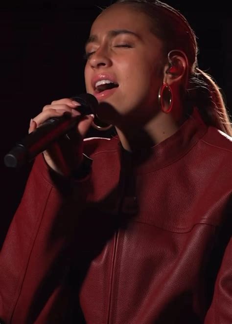 Tate Singing ‘greedy Acoustic Verson In 2024 Celebrity Faces Tate Singer