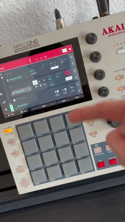 Akai MPC One Boom Bap Beat | No. 7 - YouTube