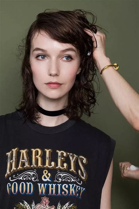 3 Wildly Different Ways To Style A Shag Haircut Artofit