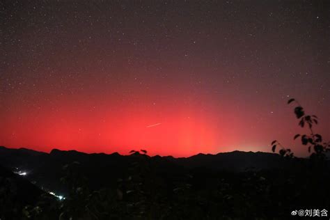 太阳耀斑爆发 北京天空出现超美红色极光︱有片 星岛日报