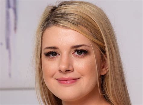 Dez Hansen Biographywiki Age Height Career Photos And More