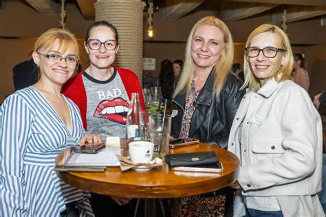 Споделено знание много нови идеи и смислени срещи такава срещата на Предприемачи в Стара