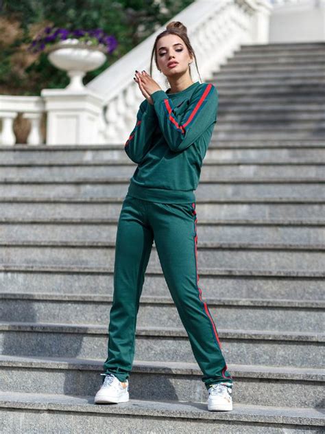 Супер костюм — ціна 599 грн у каталозі Спортивні костюми Купити жіночі речі за доступною ціною