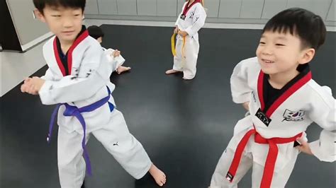 손목이 잡혔을 때 빠져나오는 방법 Youtube