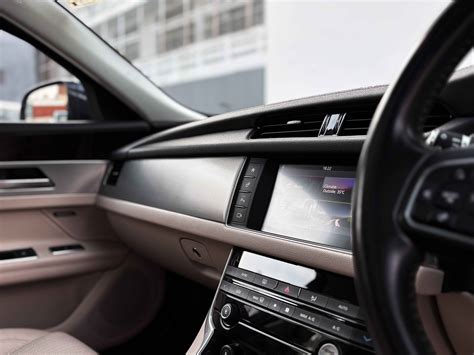 Jaguar XF Prestige - elitecarz