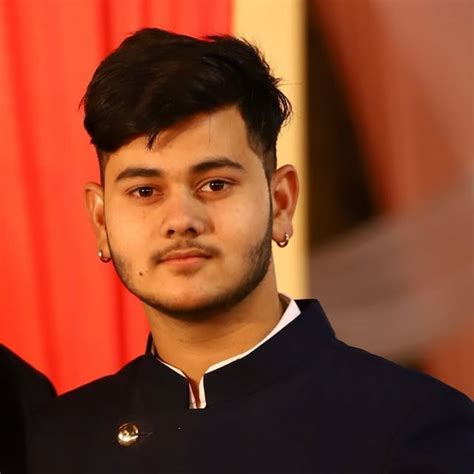 Devraj Singh Raghuwanshi Gajaar Devraghuwanshi • Threads Say More