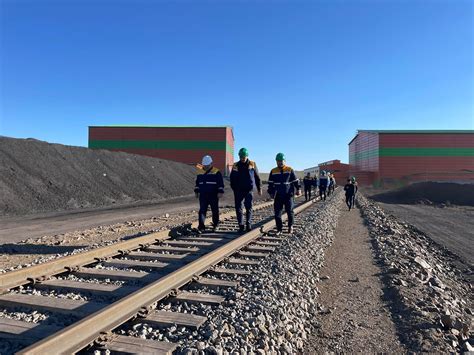 Өдөрт 1200 гаруй тонн шахмал түлш борлуулж байна