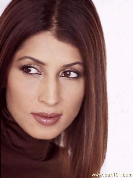 Gallery Models Female Vaneeza Ahmad Vaneeza Ahmad High Quality Free Download 441x590