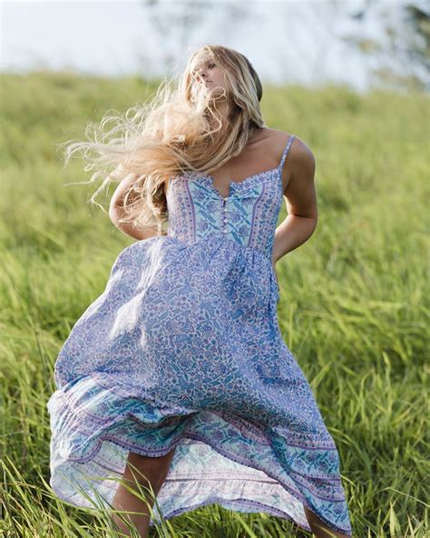 Wind Blown Skirts Wind Skirt Grunge Skirt Outfit Tennis Skirt Outfit