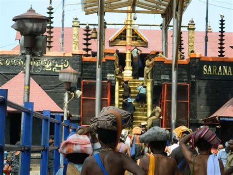 Significance And Meaning Of 18 Holy Steps In Sabarimala Ayyappan Temple