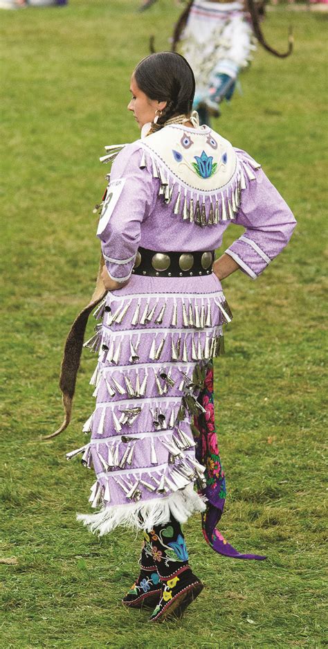 Pow Wow Dance Styles Explained Two Row Times Native American Jingle