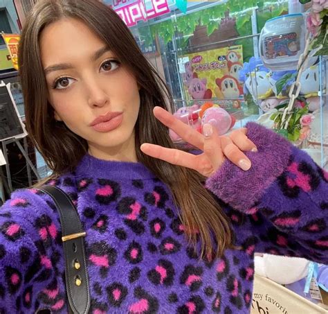 Celine Farach Scrolller