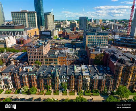 Boston Back Bay Historic Townhouses On Commonwealth Avenue With Modern