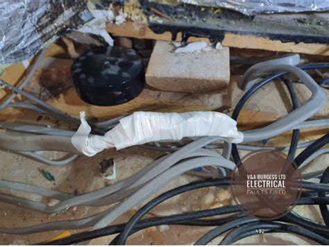 Can We Use Tape To Connect Electrical Wires Together