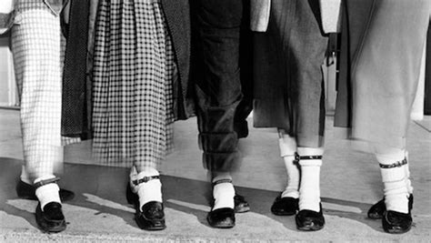 چند نکته عجیب و جالب درباره تاریخچه جوراب سوگلی ناصر‌الدین شاه، اولین