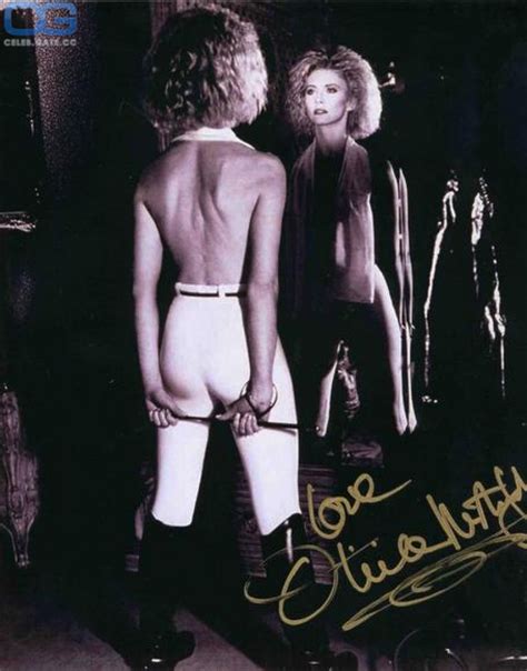Olivia Newton John Nackt Nacktbilder Playboy Nacktfotos Fakes Oben Ohne