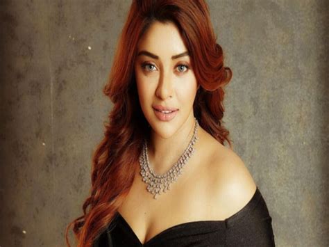 Payal Ghosh instagram note says i am huge fan of south film industry nobody raped me there ...