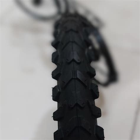 خرید و قیمت تایر دوچرخه سایز 12 مارک ایران یاسا مدل گل فلشی از غرفه