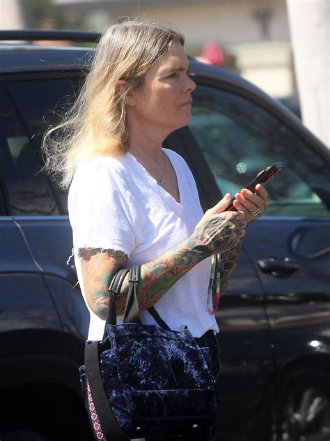 90s Baywatch Babe Erika Eleniak Now Unrecognisable At 56 Au