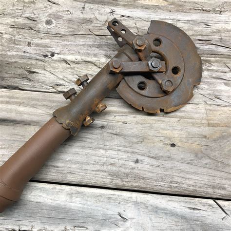 Almost Done With The Salvaged Axe R Playrust Almost Done With The Salvaged Axe R Playrust