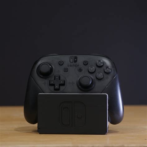 🎲 Nintendo Switch Dock Controller Holder For The Switch Pro Controller・free Stl File For 3d