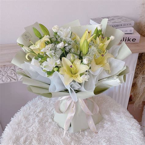 Lily Bloom PRE ORDER Seven Florist