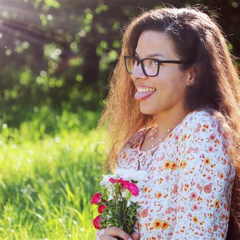 Amber Stones Postlemon8