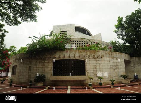 The Mausoleum Of Bangabandhu Sheikh Mujibur Rahman Bengali বঙ্গবন্ধু শেখ মুজিবুর রহমানের