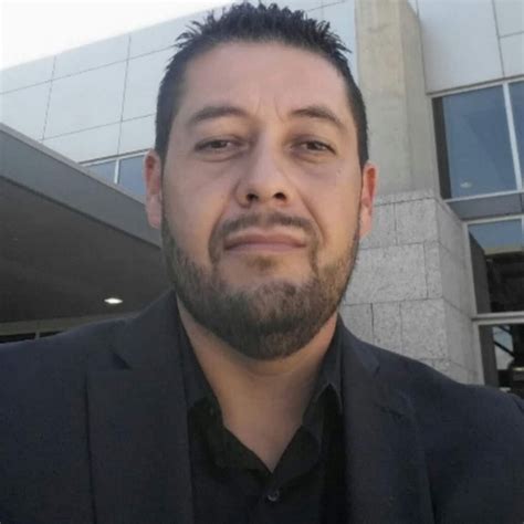 Isaac Galván Youtube