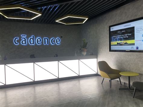 基于法动eda电磁大脑emoptimizer®独创快速产生模拟 射频电路图及其优化结果