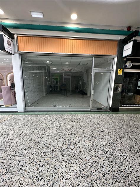 Market Place Rm1 3er Property £1 000 Pcm £231 Pw