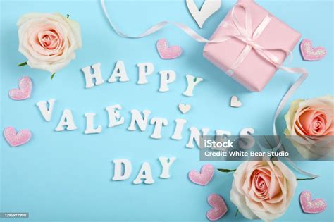 텍스트 장소와 컬러 배경에 아름다운 발렌타인 데이 배경 0명에 대한 스톡 사진 및 기타 이미지 0명 2월 공휴일 Istock