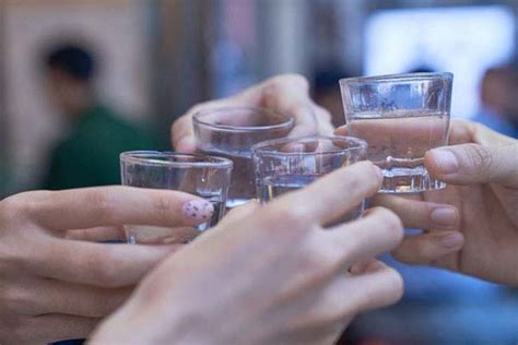 술 너무 많이 마시는 것 아냐”라는 말에 ‘이렇게 반응하면 알코올 중독 당신의 건강가이드 헬스조선