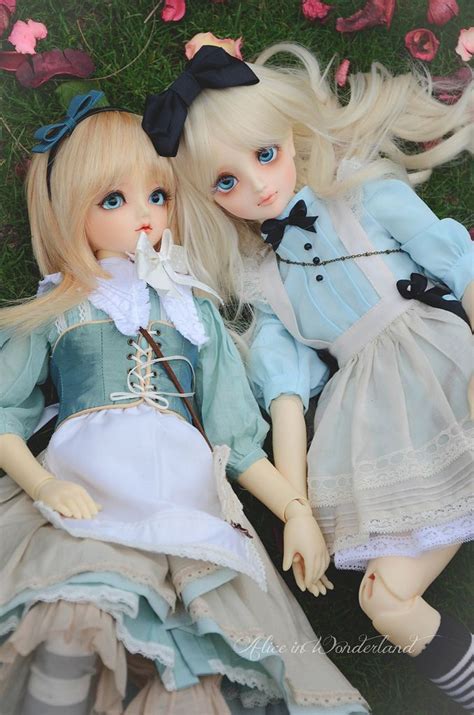 Alice In Wonderland Ball Jointed Dolls Beautiful Dolls Alice In