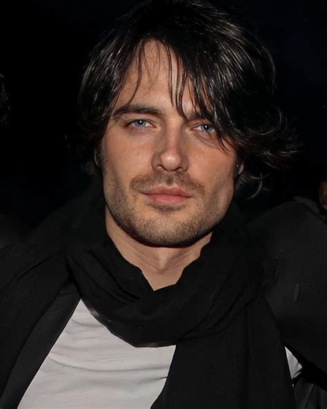 Pin De Pam Watts En Guilo Berruti Chicos Famosos Hombres Guapos Hombres