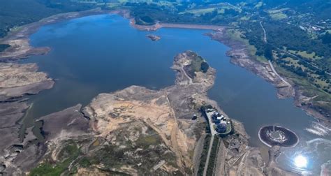 Desplome en niveles de embalses en Colombia alertan riesgos energéticos ...