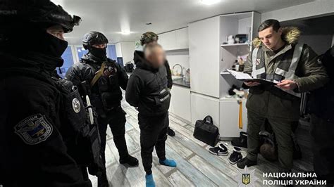 Нацполіція викрила шахраїв у Києві іноземці втратили майже 3 млн грн