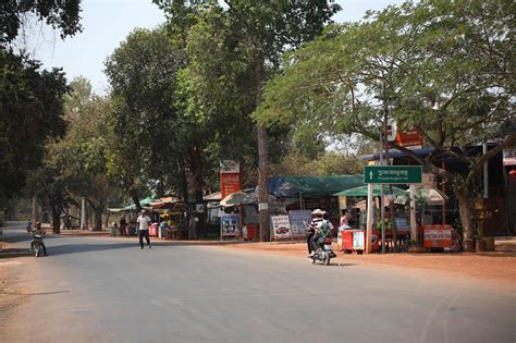 លោកអភិបាលស្រុក ឃឹម ហ្វីណង់ ថ្លែងអំណរគុណប្រជាពលរដ្ឋជាង១០០ផ្ទះ