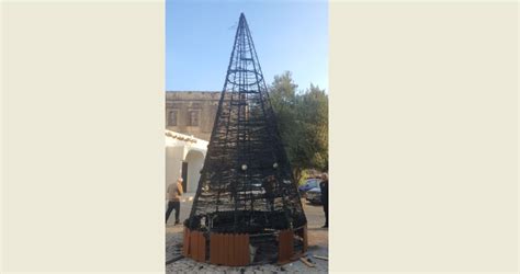 Second Christmas Tree Burned Down In Tripoli Area Lorient Today