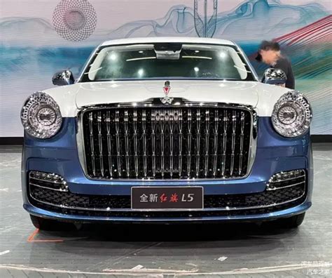 全新一代红旗l5亮相，双色外观可升降立标，搭载自研v8发动机车家号发现车生活汽车之家