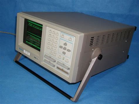 Tektronix 1230 Logic Analyzer