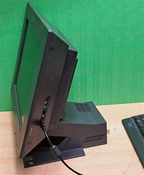 Raritní PC IBM NetVista All In One LCD PIII MHz Aukro