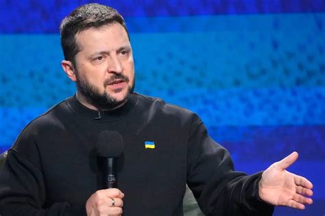 Политолог Бортник Зеленский намерен атаковать Крым чтобы понравиться Британии