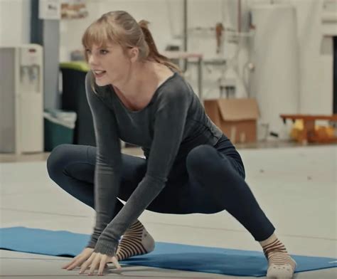 Achieving A Taylor Swift Inspired Slim And Fit Body Vents Magazine