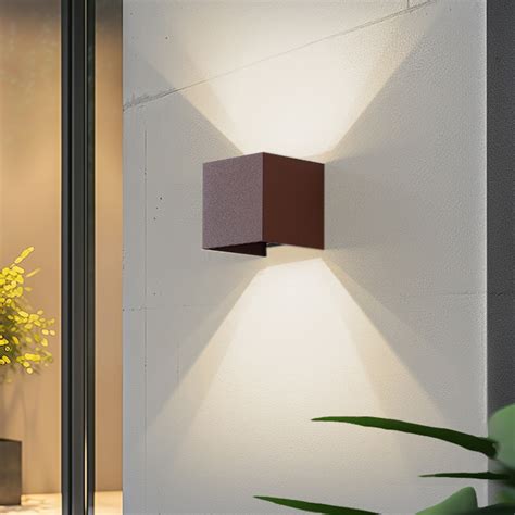 Lindby Smart Led Utendørs Led Vegglampe Dara Rust Kantet Cct Rgb Tuya