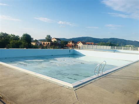 Базен у Лајковцу као Скадар на Бојани Осам пута пробијани рокови цена