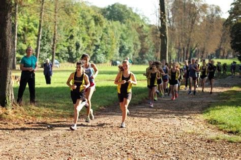 무료 이미지 구름 달리는 운영 파리 국가 휴양 프랑스 조깅 십자가 경주 경쟁 구월 헤이그 여자애들 엠 미국 사람 팀 소년들 성자 50