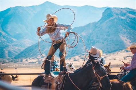 Rodeo Cowgirls Photos Photos And Premium High Res Pictures Getty Images